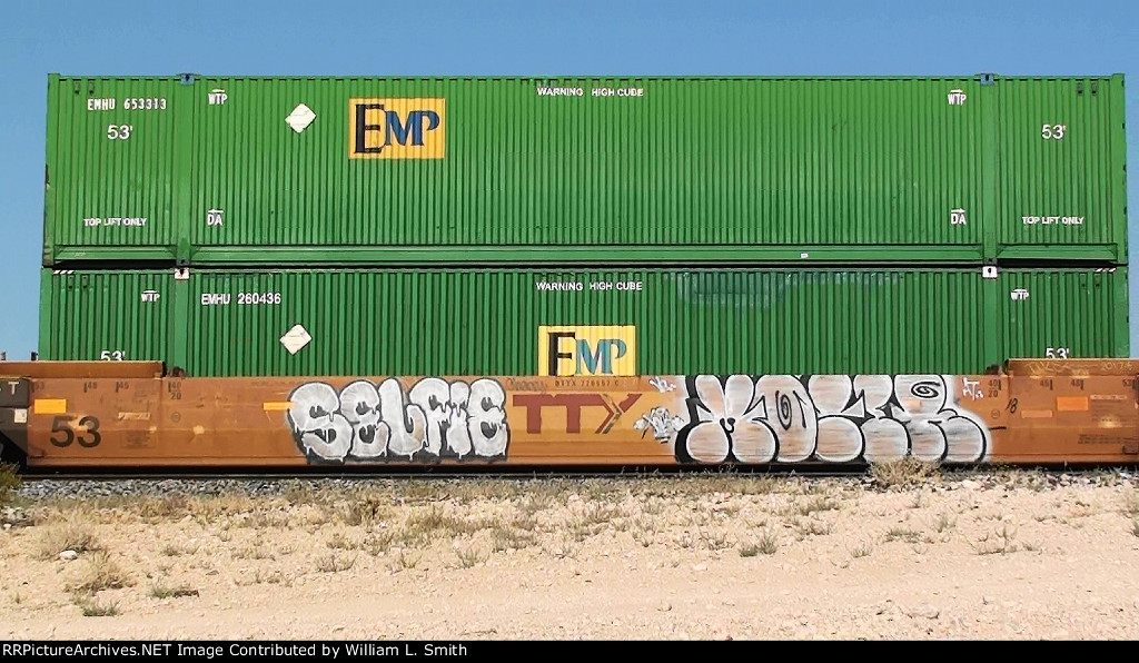 WB Stack Frt at Erie NV W mid trn slv -126